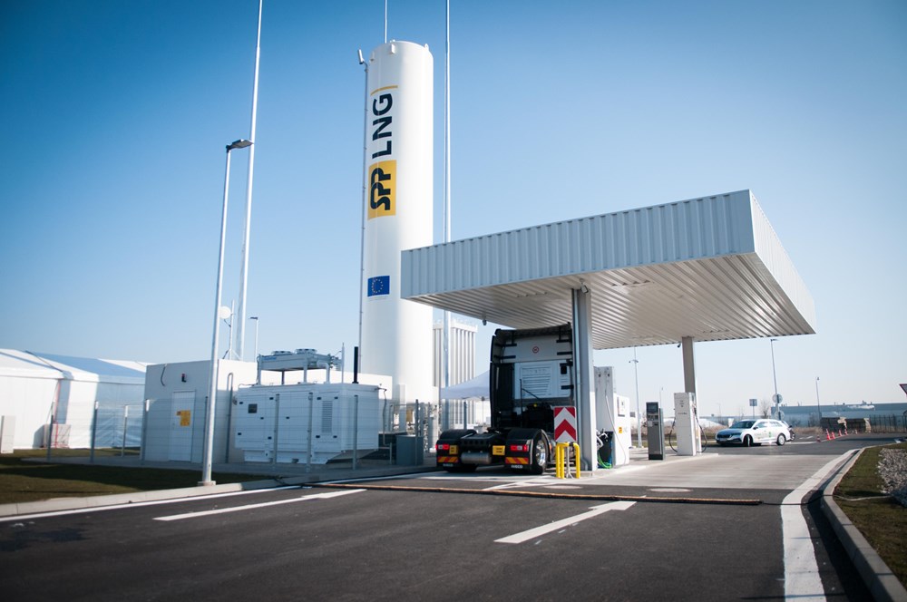 Impulz pre plynovú mobilitu. SPP otvoril svoju prvú LNG čerpačku v Trnave, ďalšie pribudnú ...